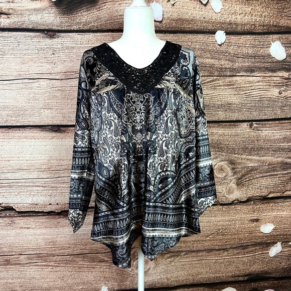 ONE WORLD | Tops | One World Black Gray Bobo Geometric Printembroidered ...
